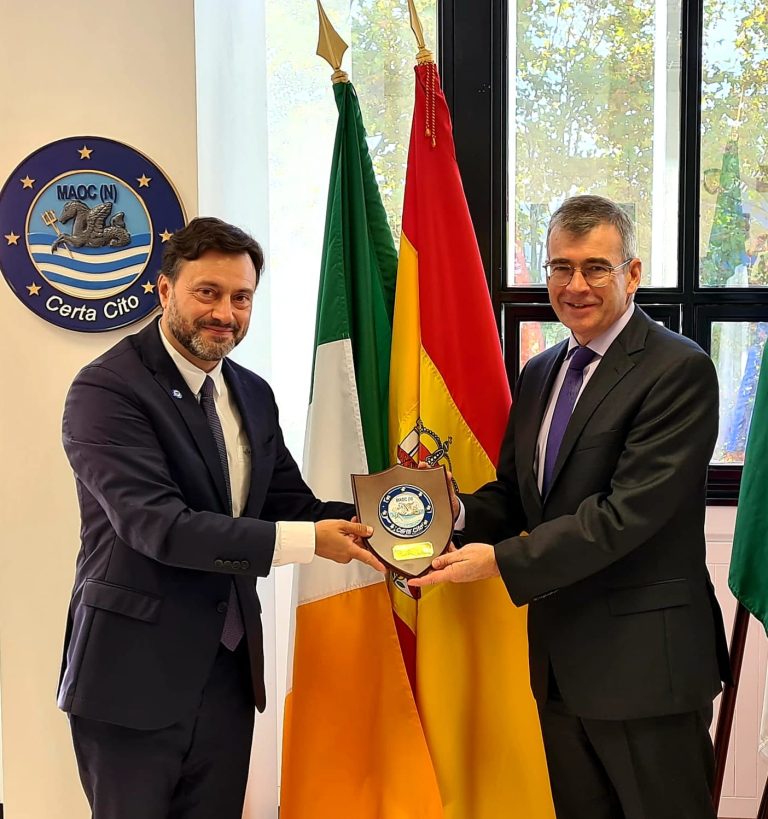 Commissioner of the An Garda Síochána visits MAOC-N – MAOC ( N )